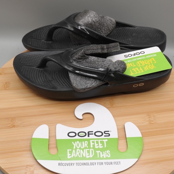 OOFOS | Shoes | Oofos Original Recovery Comfort Thong Flip Flop Sandals ...